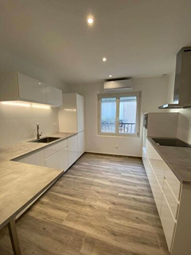 Appartement à louer - Mèze - 3 pièces - 2 chambres