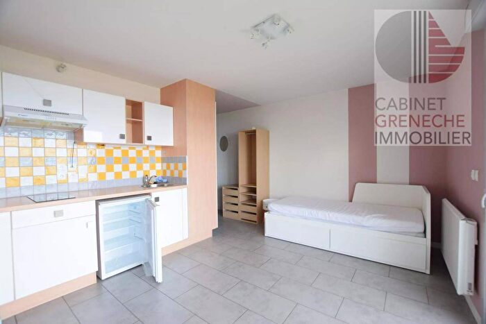 Neuvecelle : Appartement 1 pièce à louer