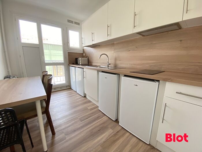 Appartement 4 pièces à louer à Quartiers Nord-Ouest, Villejean