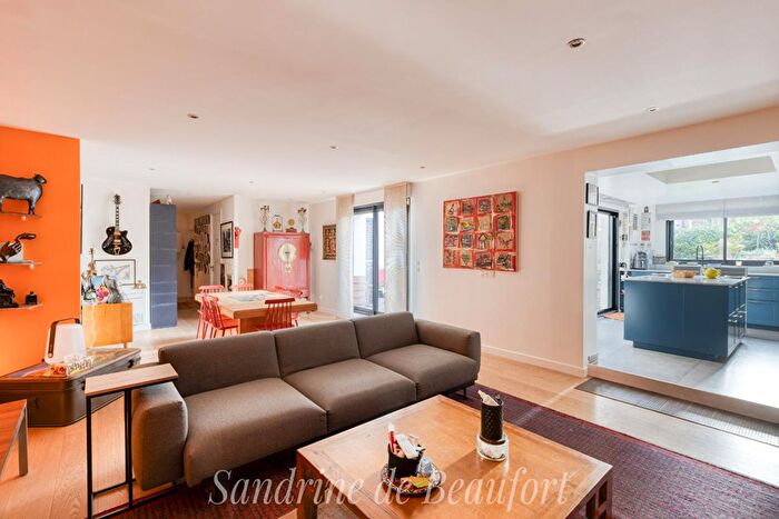 Appartement à vendre - Asnières-sur-Seine, Centre-ville - 6 pièces - 4 chambres