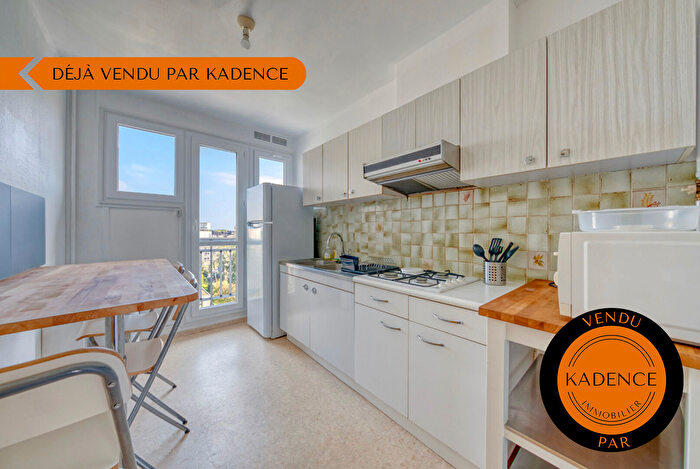 Appartement à vendre - Quartiers Nord-Ouest, Villejean - 3 pièces - 3 chambres