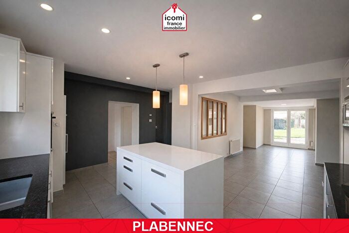 Maison à vendre - Plabennec - 7 pièces - 6 chambres