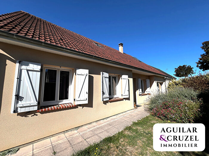 Maison 7 pièces à vendre - Saint-Germain-du-Puy