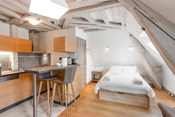 Appartement à louer - Tours, Lakanal, Strasbourg - 1 pièce