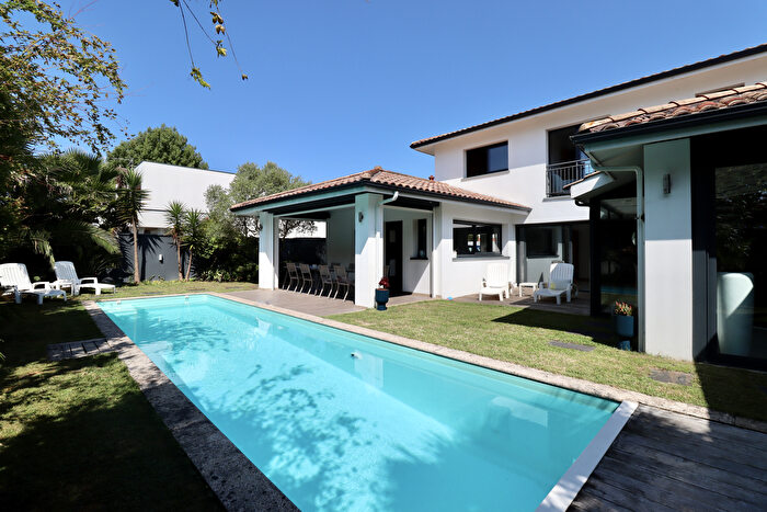 Maison à vendre - Anglet - 6 pièces - 4 chambres