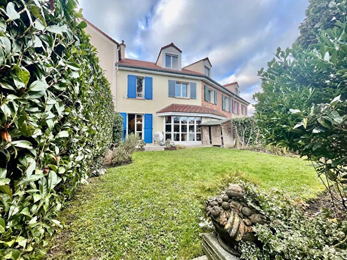 Maison à vendre - Saint-Germain-en-Laye, Pontel, Schnapper, Sous-préfecture - 6 pièces - 4 chambres