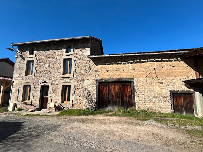 Maison 4 pièces à vendre à Vertolaye