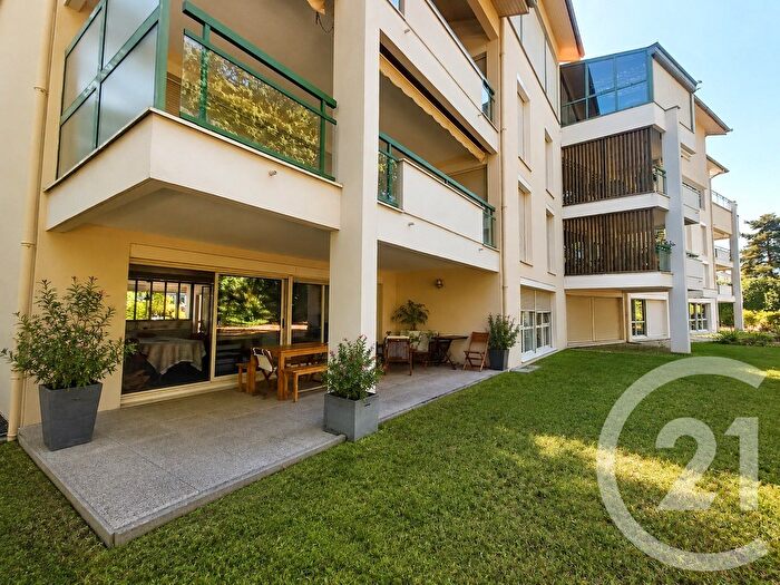 Bourg-en-Bresse, Gare, Peloux-Mail, Citadelle : Appartement 5 pièces à vendre