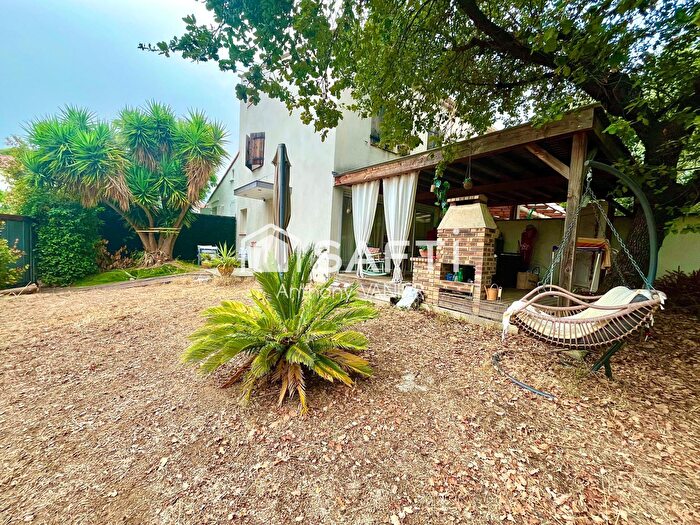 Grasse, Magagnosc, Saint-Mathieu : Maison 4 pièces à vendre