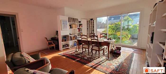 Maison à vendre - Challans, Centre-ville - 6 pièces - 3 chambres