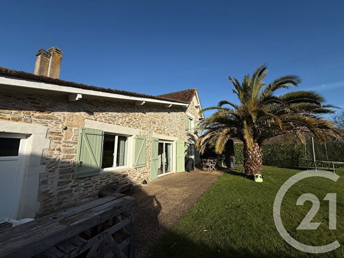Maison à vendre - Salies-de-Béarn - 6 pièces - 4 chambres