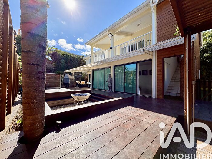 Maison 7 pièces à La Possession, Sainte-Thérèse, à vendre