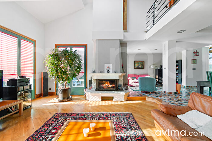 Maison à vendre - Saint-Germain-en-Laye, Hennemont - 7 pièces - 5 chambres