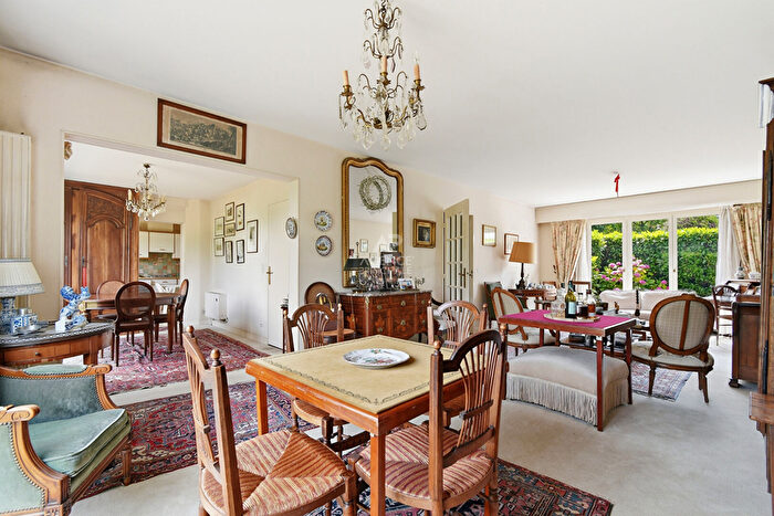 Maison 8 pièces à Fourqueux, à vendre