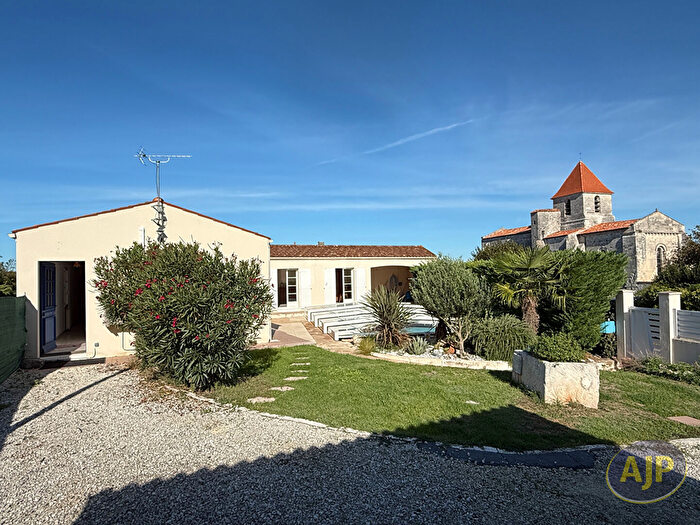 Maison 4 pièces à vendre à Saint-Georges-des-Coteaux