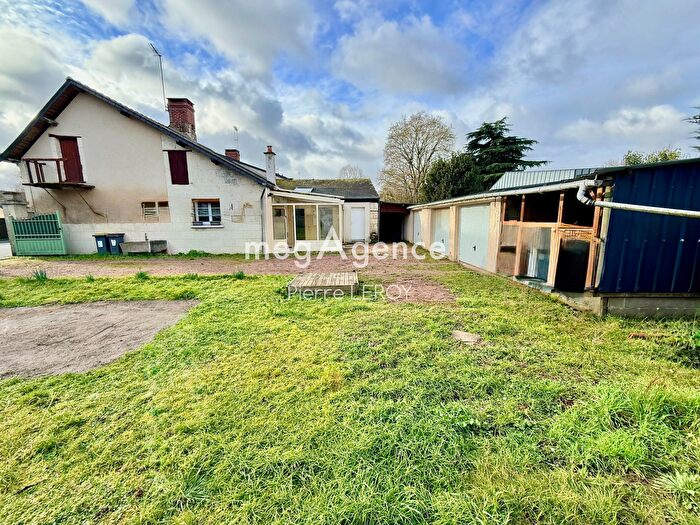 Maison à vendre - Vernantes - 4 pièces - 2 chambres