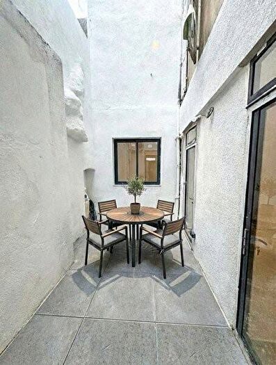 Appartement à louer - Marseille ème arrondissement - 2 pièces - 1 chambre