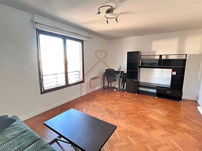 Appartement à louer - Le Kremlin-Bicêtre, Les Coquettes, Les Plantes - 1 pièce