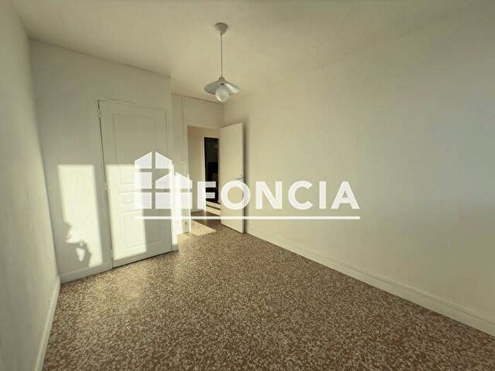 Appartement à louer - Nord Est, Saint-Martin-le-Vinoux - 4 pièces - 3 chambres