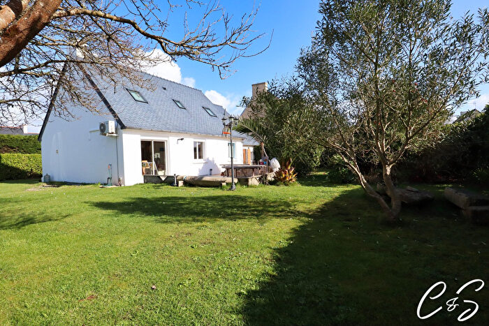 Maison à vendre - Plobannalec-Lesconil - 6 pièces - 5 chambres