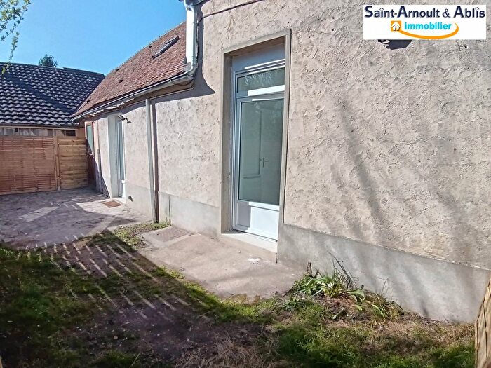 Maison à louer - Est, Saint-Arnoult-en-Yvelines - 3 pièces - 3 chambres