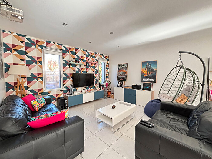 Maison à vendre - Bourgbarré - 6 pièces - 4 chambres