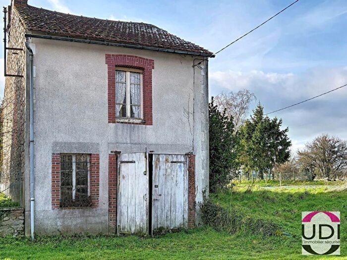 Maison à vendre - La Celle-Dunoise - 2 pièces - 1 chambre