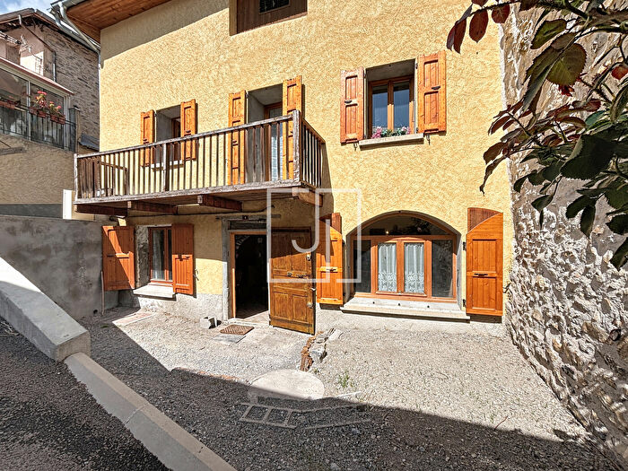 Jausiers - Maison 4 pièces à vendre