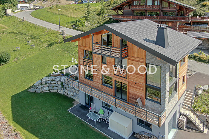 Maison à vendre - Montriond - 7 pièces - 6 chambres