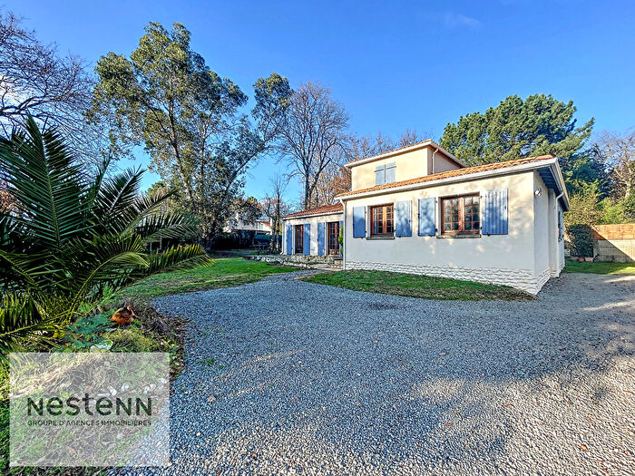 Maisons à vendre et appartements à louer - 1