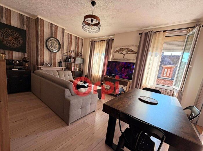 Appartement à louer - Gilles de Gennes, Péronne - 3 pièces - 2 chambres