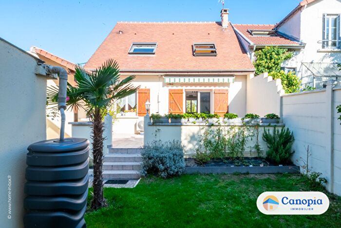 Maison à vendre - Villejuif, Haute-Buyères, Esselières - 5 pièces - 3 chambres