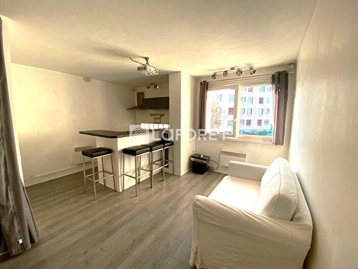 Appartement 1 pièce à Nanterre, Vieux Pont, à vendre