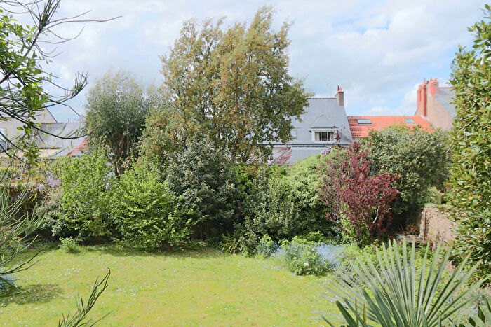 Maison à vendre - Nantes, Hauts-Pavés, Saint-Pasquier, Saint-Félix, Université - 8 pièces - 4 chambres