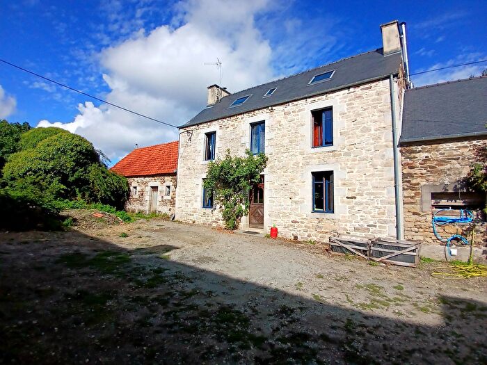 Maison 6 pièces à vendre - Plouégat-Guérand