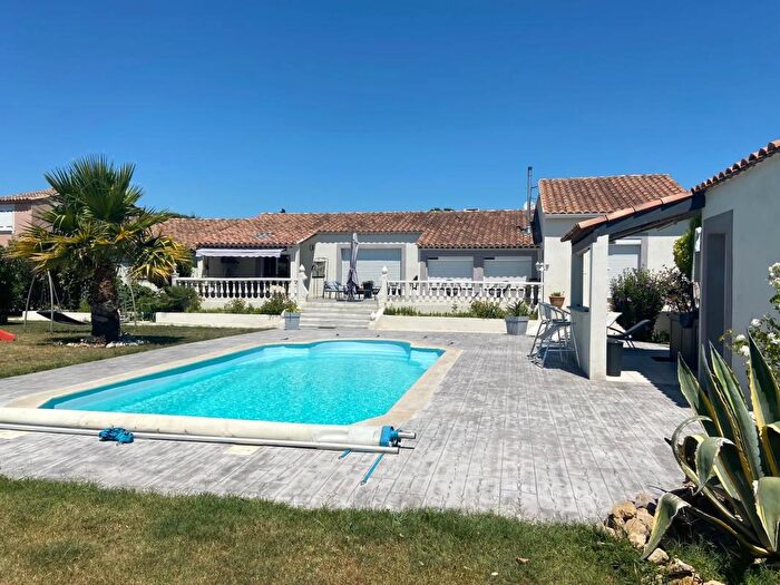 Maison à vendre - Pélissanne - 9 pièces - 6 chambres