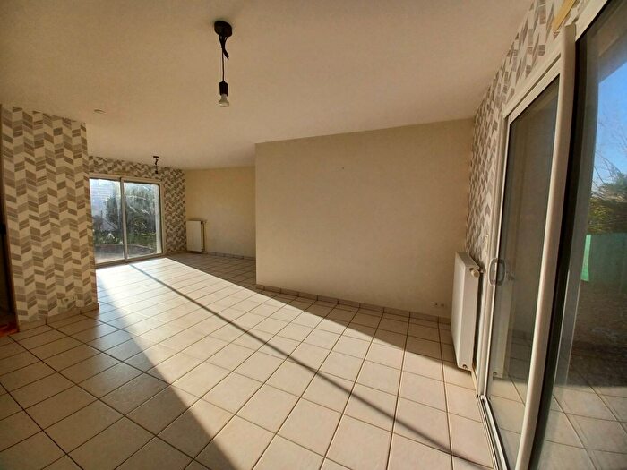 Maison à louer - Bressuire - 4 pièces - 3 chambres