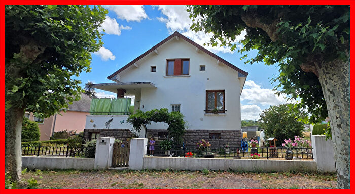 Maison 7 pièces à vendre à Le Mayet-de-Montagne
