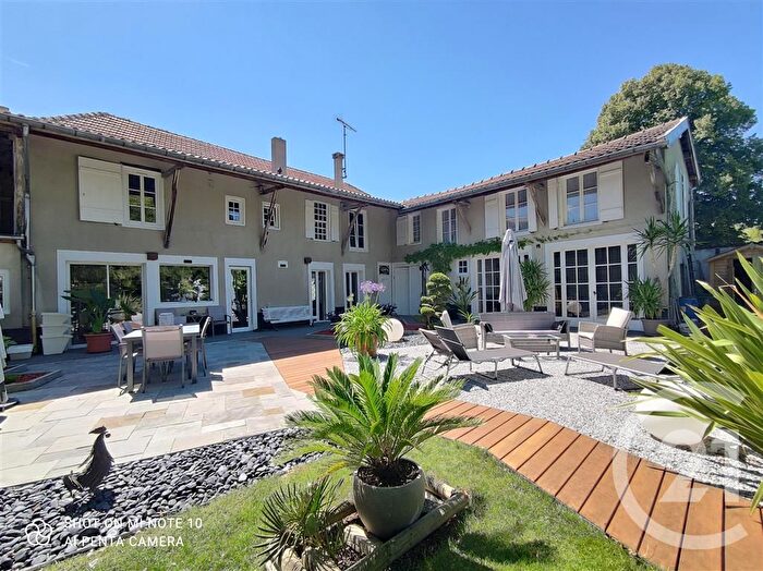 Maison à vendre - La Chaussée-sur-Marne - 9 pièces - 5 chambres