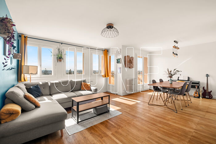 Appartement à vendre - Meyzieu, Nord Ouest - 4 pièces - 3 chambres