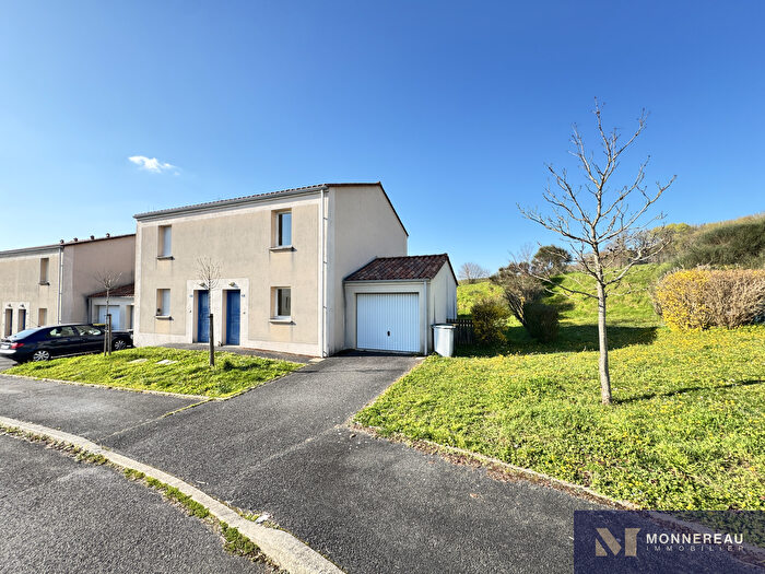 Maison à vendre - Gond-Pontouvre - 3 pièces - 2 chambres