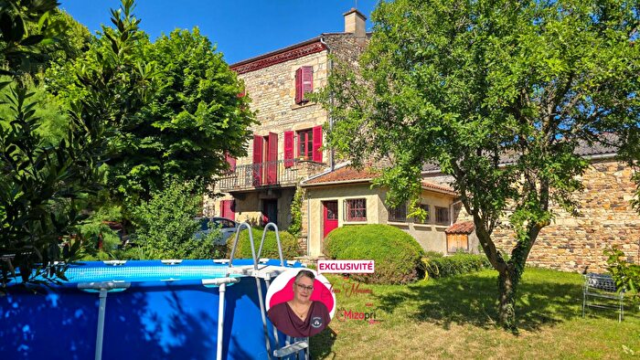 Maison 6 pièces à Sauvagnat-Sainte-Marthe, à vendre