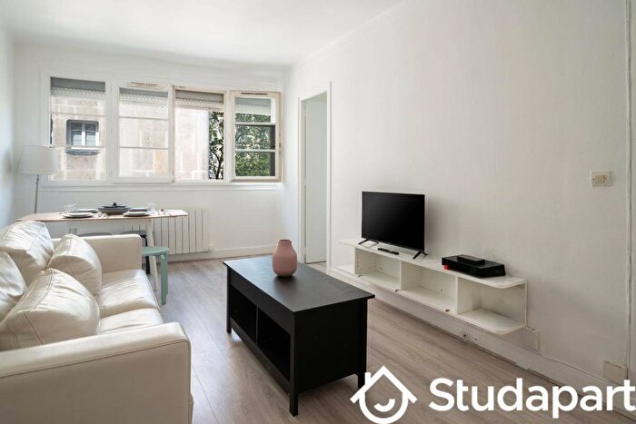 Appartement 2 pièces à louer à Auteuil Nord, Paris 16ème arrondissement