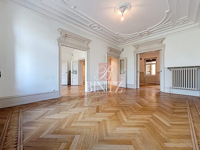 Appartement à louer - Strasbourg, Forêt Noire - 7 pièces - 3 chambres