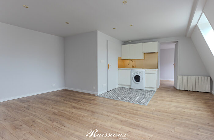 Appartement à vendre - Dijon, Centre-ville - 2 pièces - 1 chambre