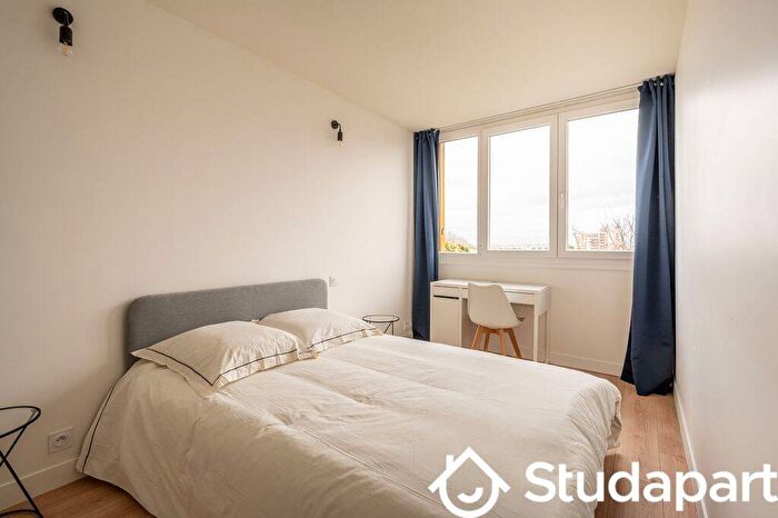 Appartement à louer - Coteau-Malassis, Vitry-sur-Seine - 1 pièce - 1 chambre