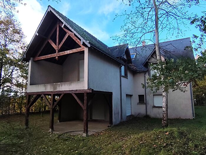 Maison 7 pièces à Nouans-les-Fontaines, à vendre