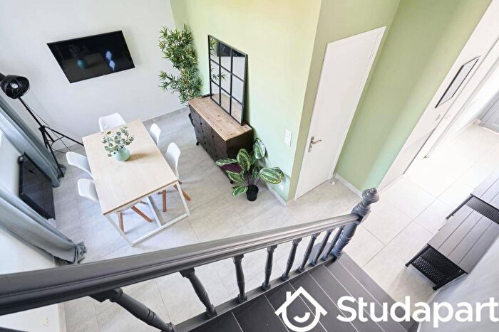 Appartement à louer - Saint Acheul, Amiens - 1 pièce - 2 chambres