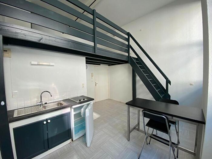 Appartement 1 pièce à Saint-Étienne, Saint-Roch, Vivaraize, Valbenoite, Centre Deux, à louer