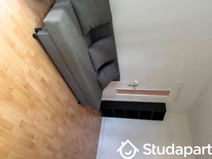 Appartement à louer - Maison Blanche-Wilson, Reims - 1 pièce